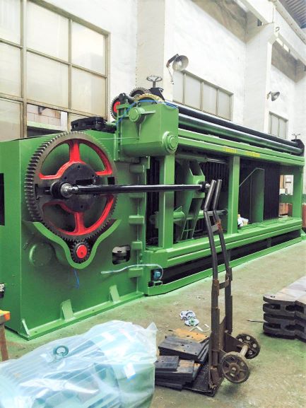 SGS Smooth Operation 165m/H 4.0mm Welded Wire Mesh Fencing Machine